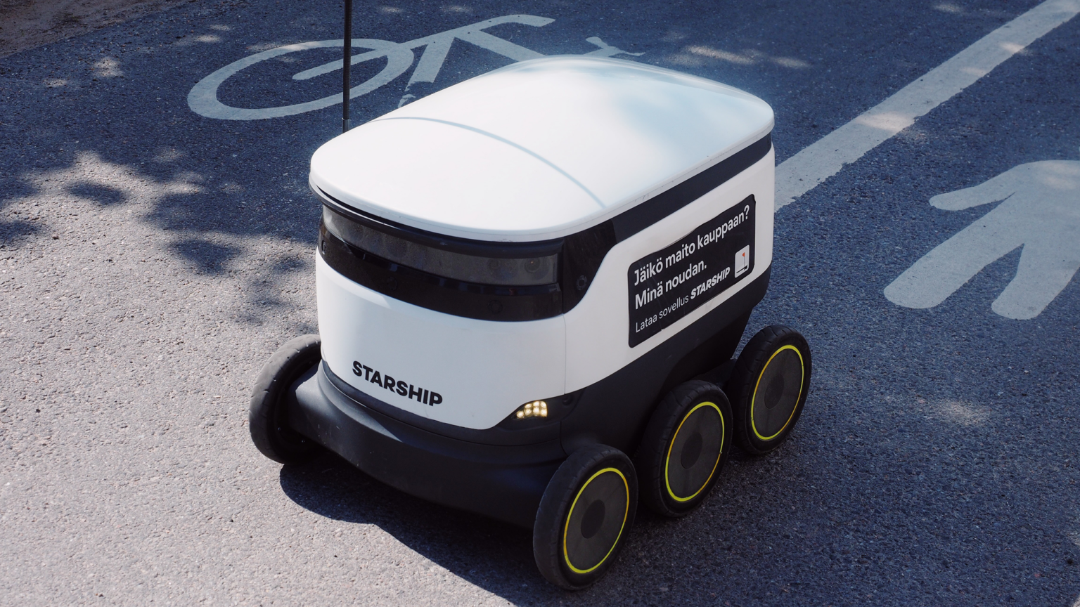Robodelivery Startup Starship Technologies Raises $90 Million to Grow ...