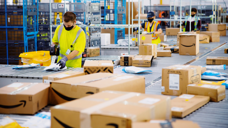 Amazon Reignites its Warehouse and Logistics Expansion - The Daily Upside