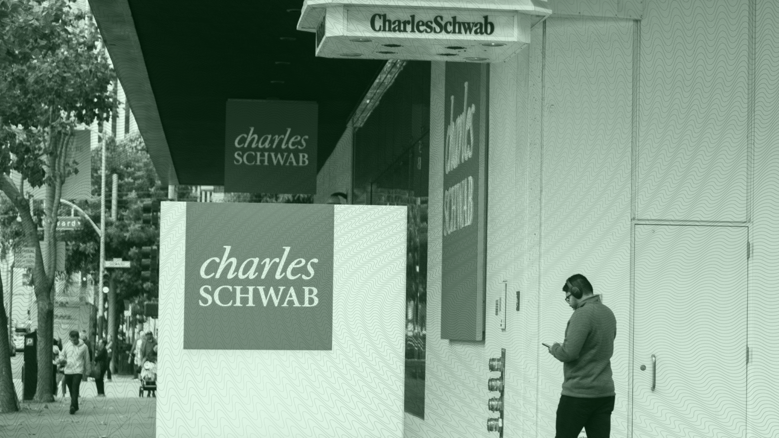 RIAs Will Need Twice As Many New Staffers to Match Growth, Schwab Says ...