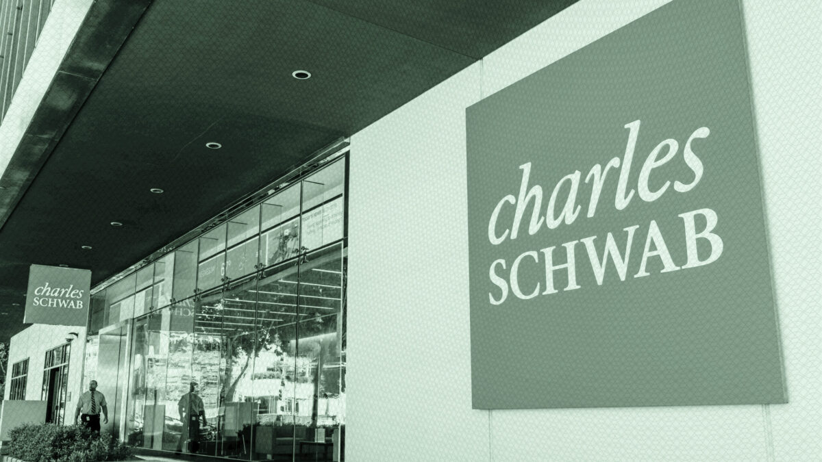 Why Schwab Raised Asset Minimums on ‘Fly Paper’ Referral Program - The ...