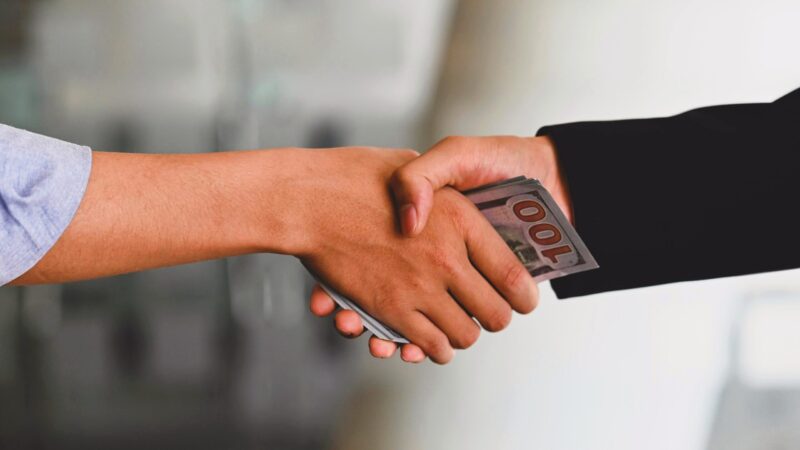 Here’s How Much ETF Employees Make and Why It’s a Problem - The Daily ...